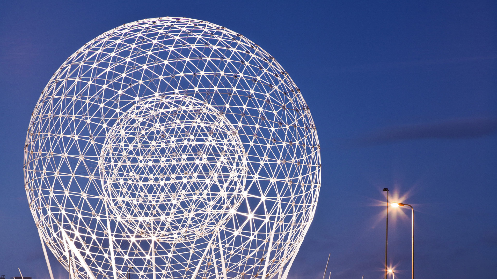 Rise Sculpture | Attractions | Visit Belfast